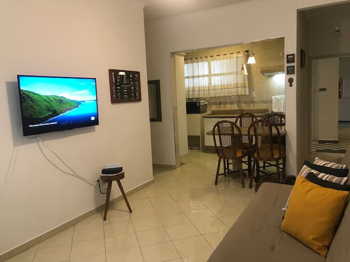 Pitangueiras 50mts Do Mar C/ Wi-fi. - Guarujá