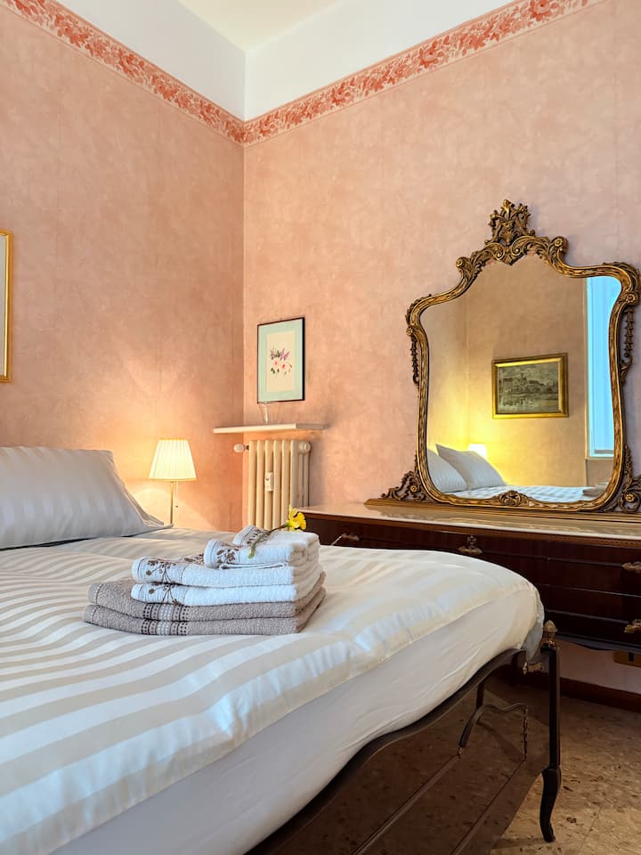 Terragni Airbnb - Como