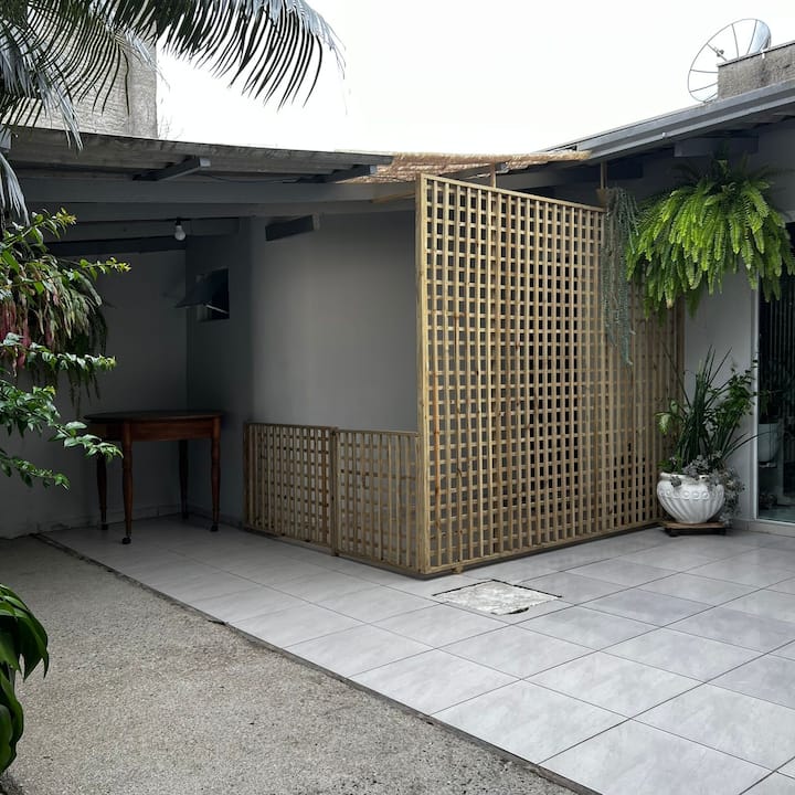 Kitnet Aconchegante Na Praia - Itapema