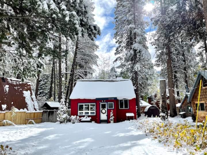 Donner Lake Haus 
By Sugar Bowl - Donner Lake, CA