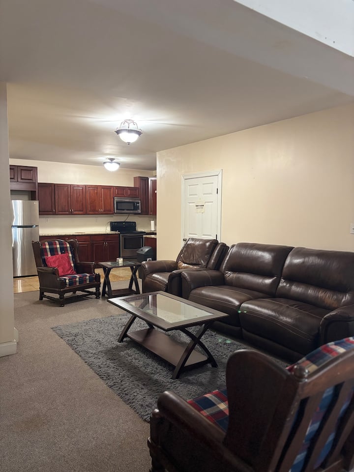 Private Suite 30 Minutes From New York City - Peekskill, NY