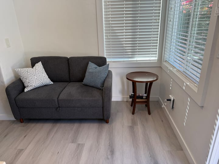 Old Town Goleta Unit B Near Uc Santa Barbara - Santa Barbara, CA