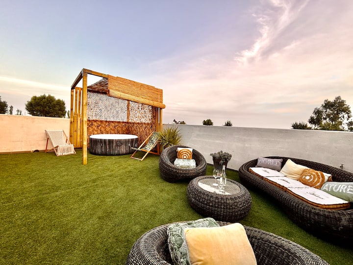 Pop Bohèm Camargue
Clés En Main, Piscine, Spa, Jeu - Arles