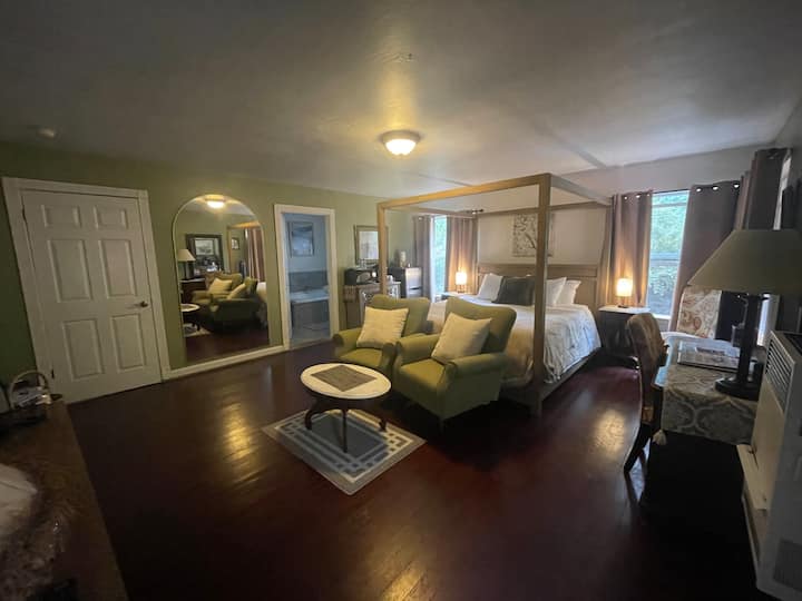 Romantic Suite On Farm, Walk To Henry Cowell Park - Scotts Valley, CA