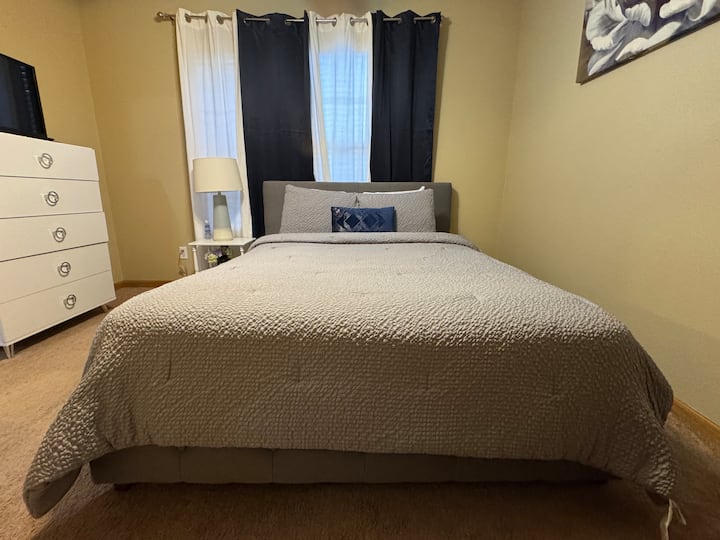Peacefully, Perfect Get-away 2 - Lawrence, KS