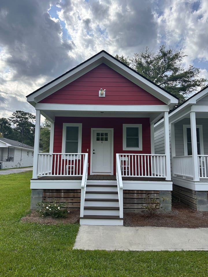 “Lil Red”  Uptown.  No Smoking - South Carolina