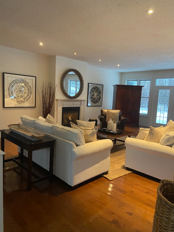 Fabulous Family Retreat, 1hr From To, Sleeps 8 - Hockley Valley, ON