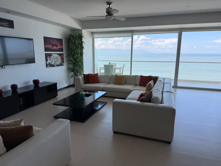 Penninsula Tower 1 Beach Front Apartment - Puerto Vallarta