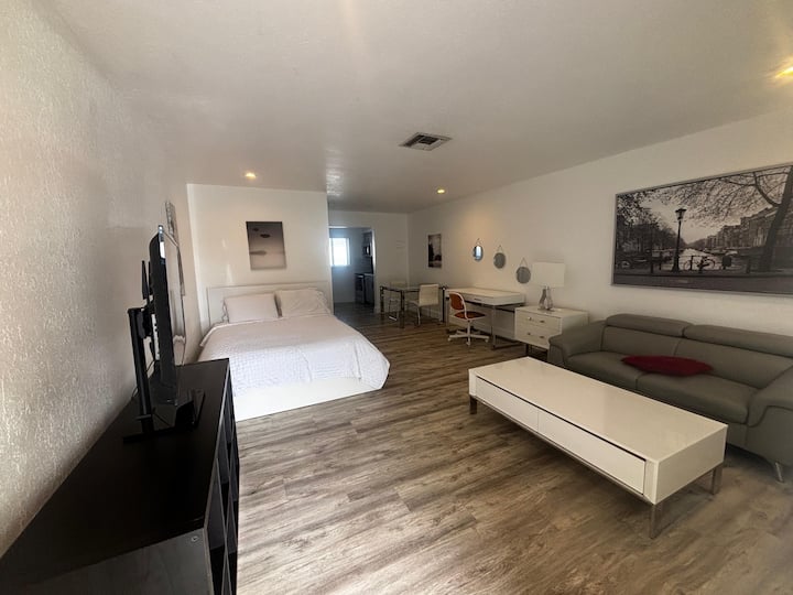 Blue Studio Queen Bed - Aeropuerto de Fort Lauderdale-Hollywood (FLL)