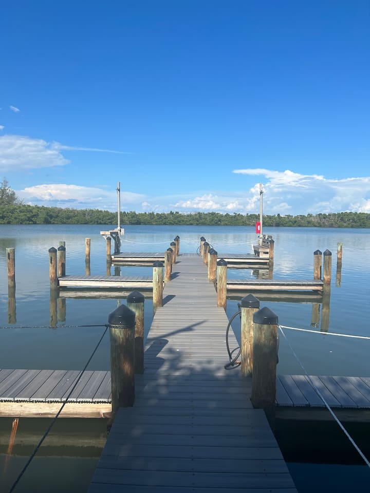 Condo On The Bay With Pool, Dock, And Beach - Stump Pass Beach State Park, Englewood