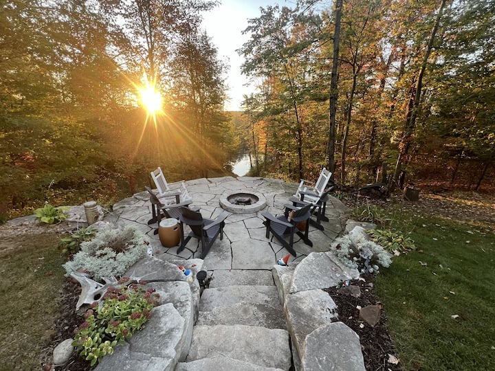 Whippoorwill Valley Cabin Quiet Waterfront Cabin - Wisconsin