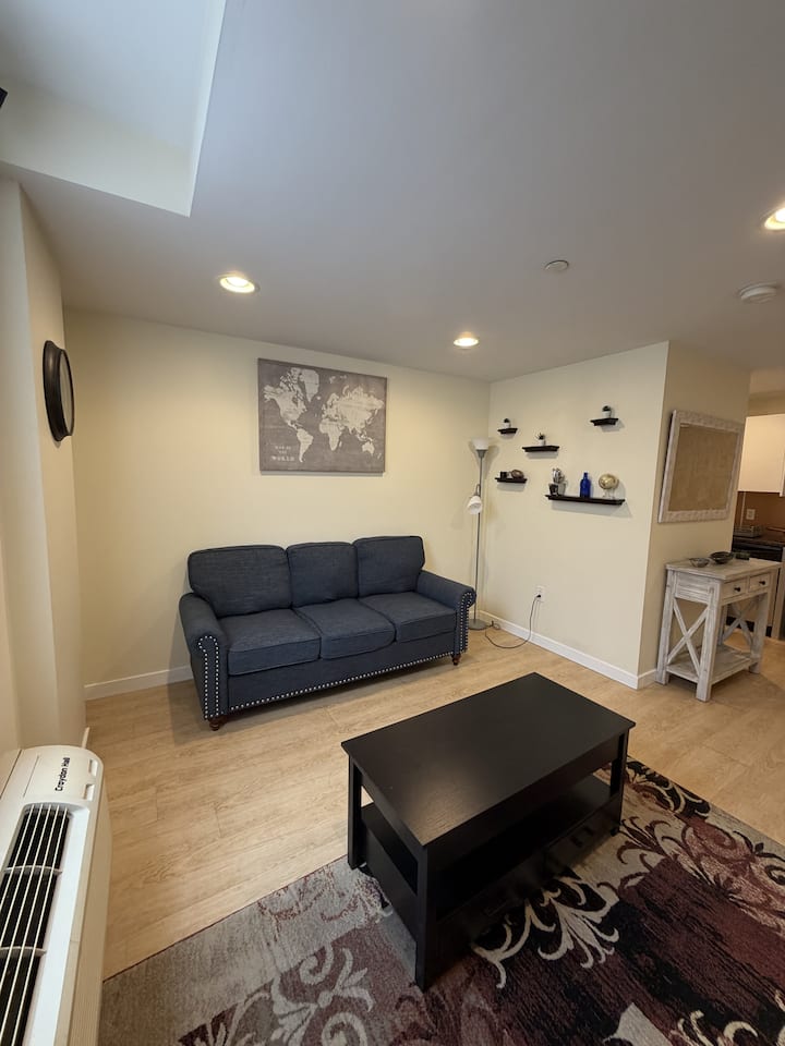 Historic 2br Apartment • Croydon Hall West Philly - Fitler Square - Philadelphia