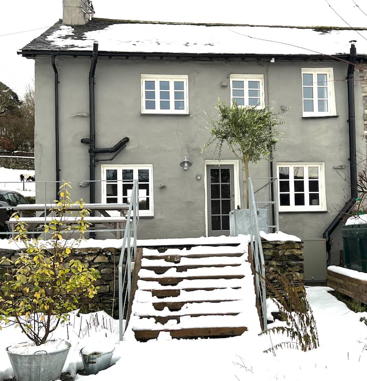 Mister Hare's Cottage - Beautiful Lakeland Cottage - Ulverston