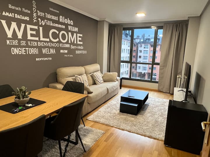 Bonito Piso En Zona Los “Prados” Oviedo Hospital - Oviedo