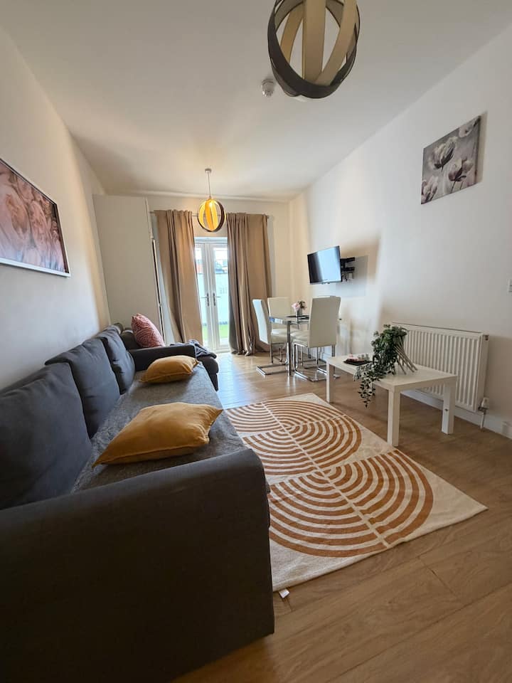 Beaming Flat W/garden In Central Brixton - London