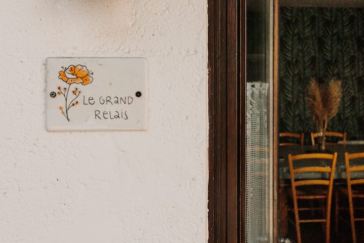 Le Grand Relais : Gîte De 8 Personnes - 4 Chambres - Montreuil-sur-Mer