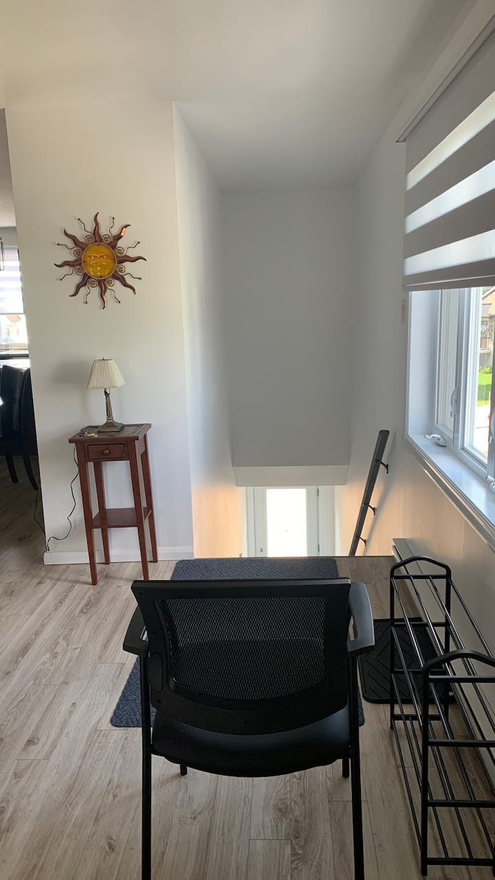 Logement Avec Accès Porte Garage Chauffé - Saguenay