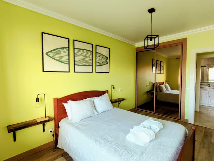 Peniche Beach Apartment Bay - Ferrel