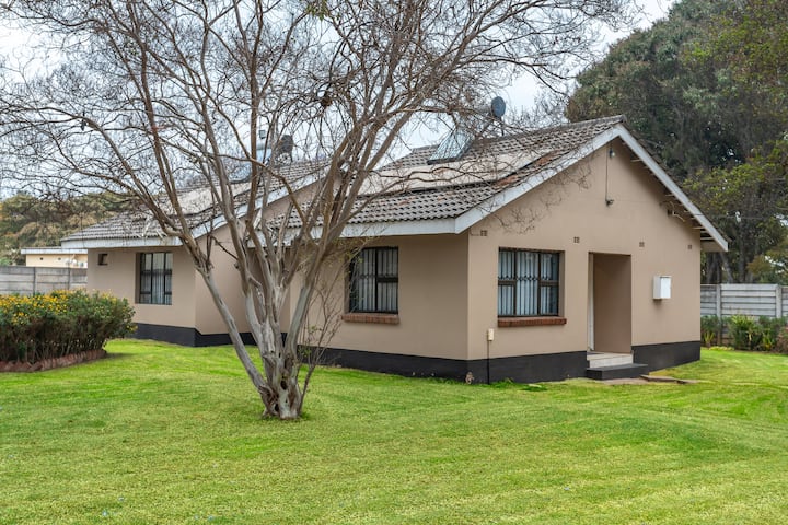 Sunshine Cottage - Zimbabwe