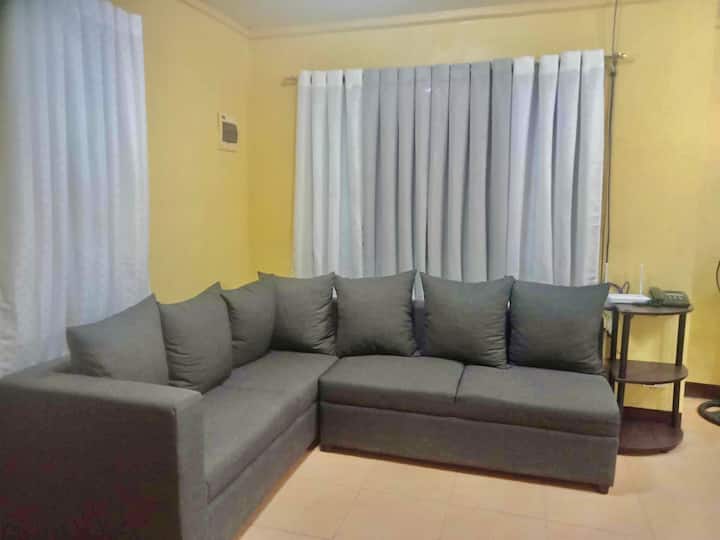 Tesai Guesthouse Northtown1,near Robinsons,3br,2cr - Butuan City