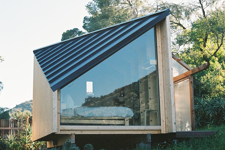 Cabin On The Rocks - Los Angeles, CA