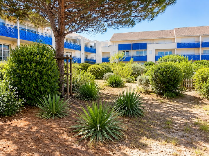 T1, 50 M De La Plage - Lacanau
