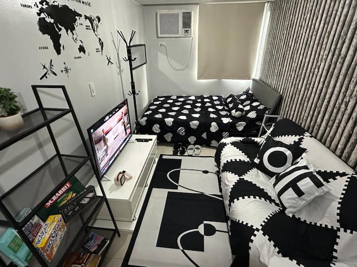 "Unlimited Wifi, Netflix And Hip & Trendy Pad” - Metro Manila