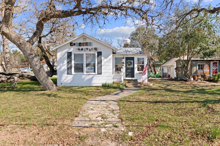 Crooked Antler Downtown Bandera - Bandera, TX