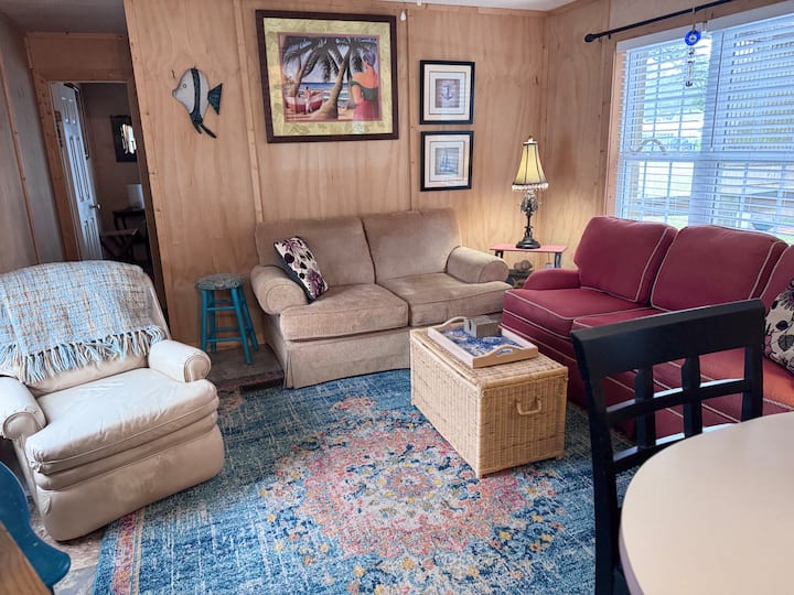 Sunset Harbor Intracoatal Fishing Retreat - Oak Island, NC