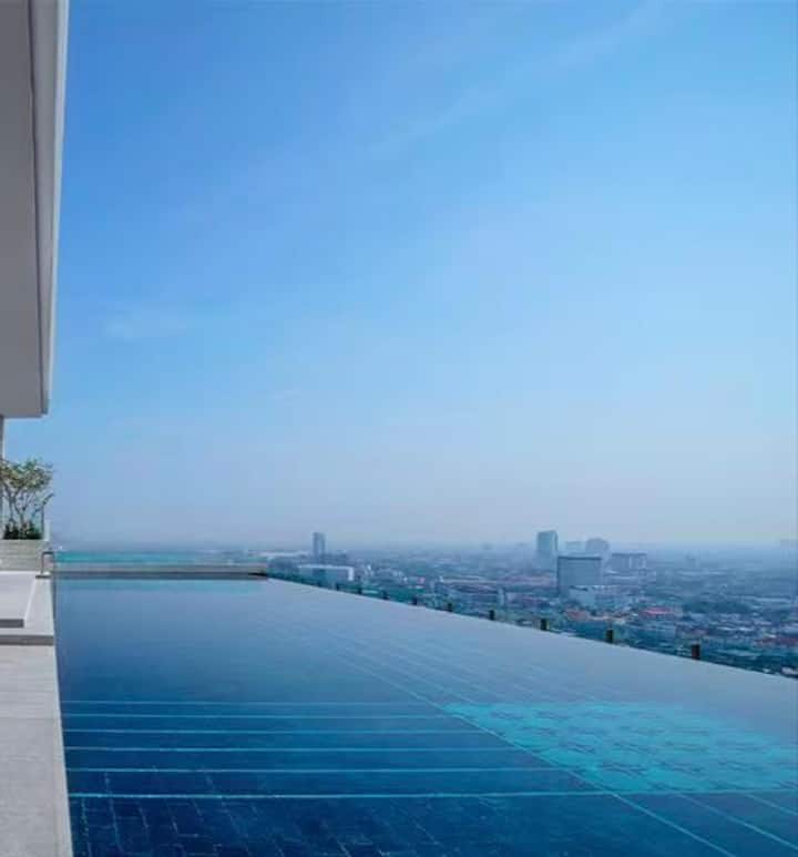 素坤逸沿线Bts Ekkamai站.高级公寓/顶层无边泳池/大型商场超市/芭提雅汽车东站+4 - Bangkok