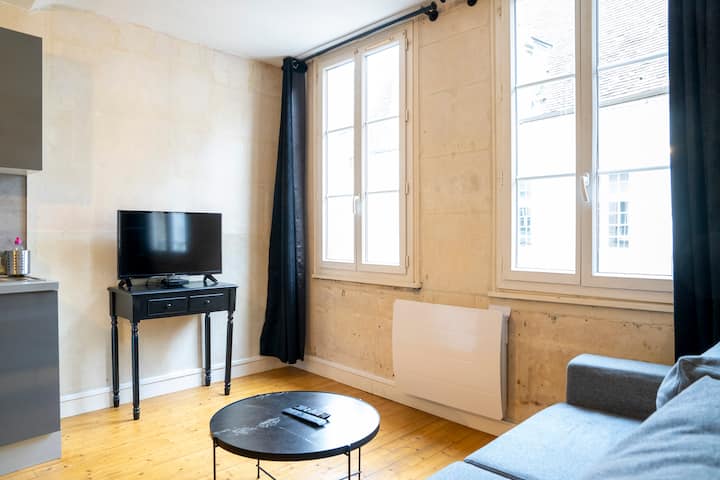 Charmant F2 Hypercentre Historique - Caen