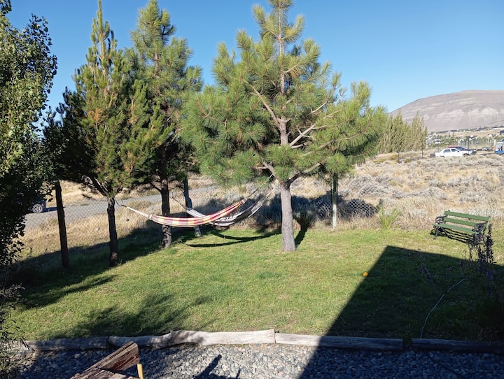 Apart Con Jardin - El Calafate