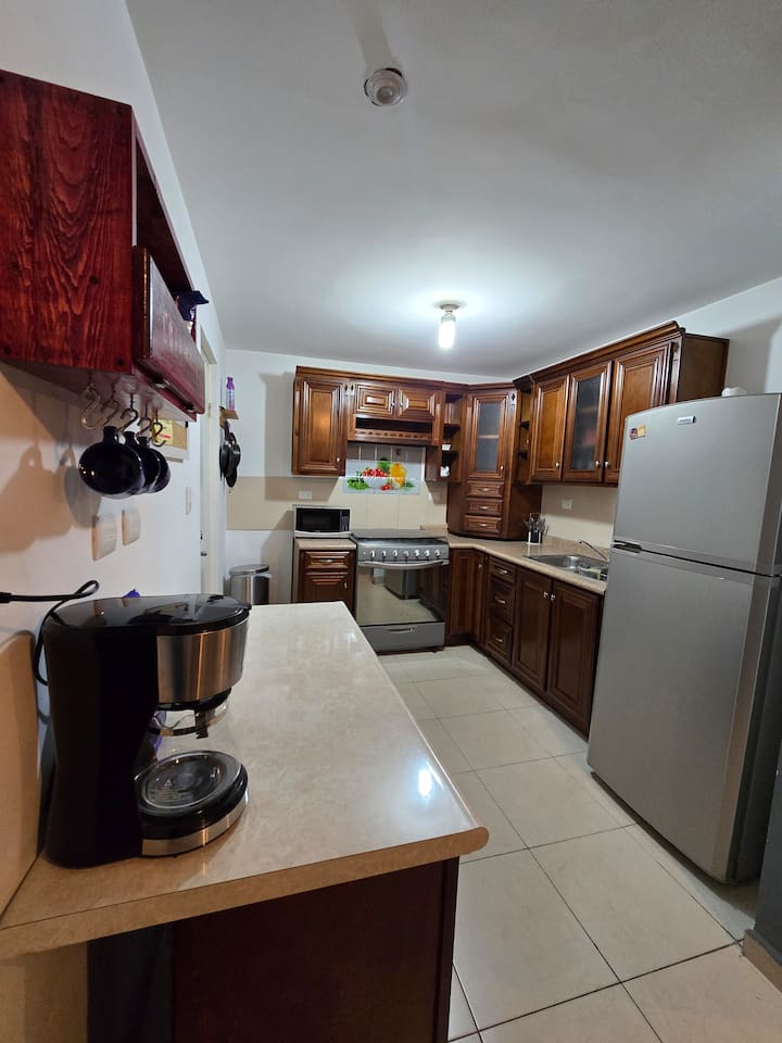 ¡Casa Sola! En Residencial Privado Con Vigilancia - Saltillo