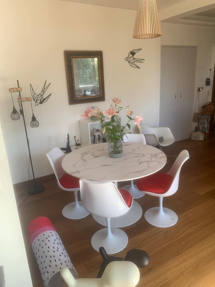 Beau T2 Plein Centre Rotonde Balcon Parking Privé - Aix-en-Provence