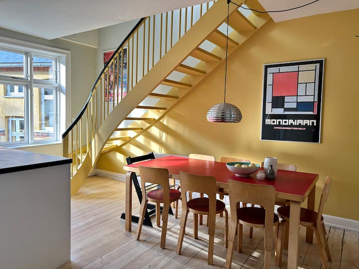 Central Two-story Flat In Vibrant Yet Quiet Area. - Copenaghen