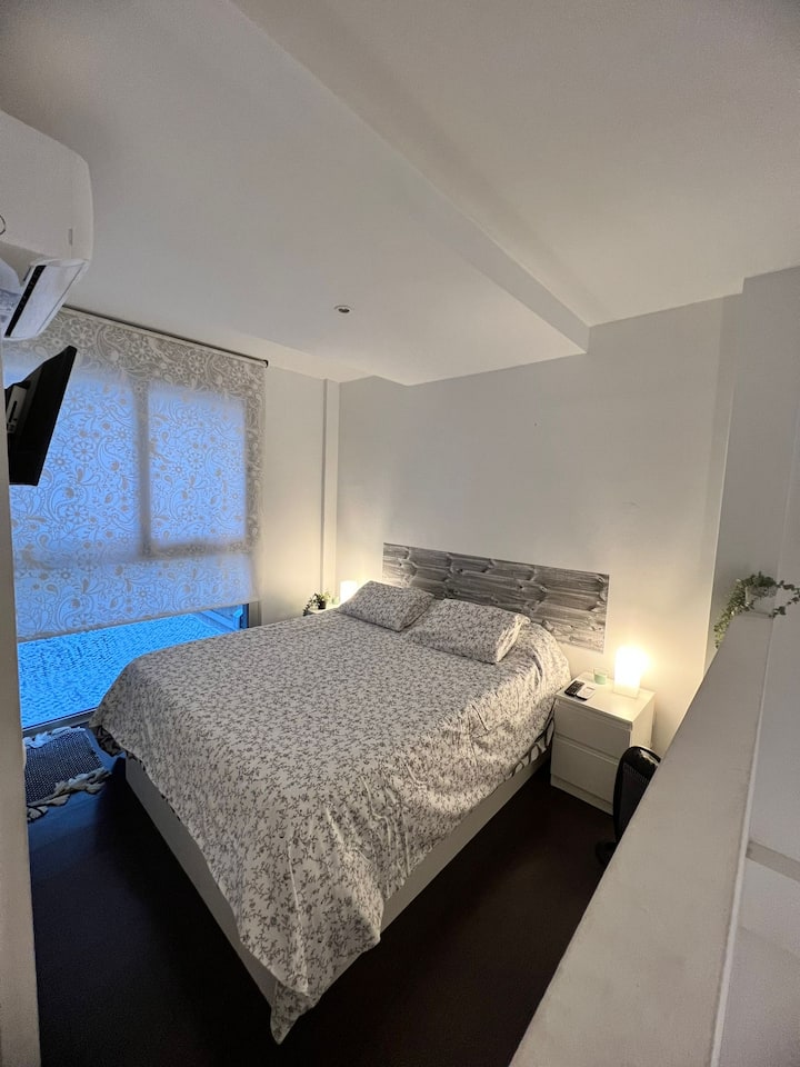 2 Habitaciones Con Baño Privado Y Desayuno - Barcelona