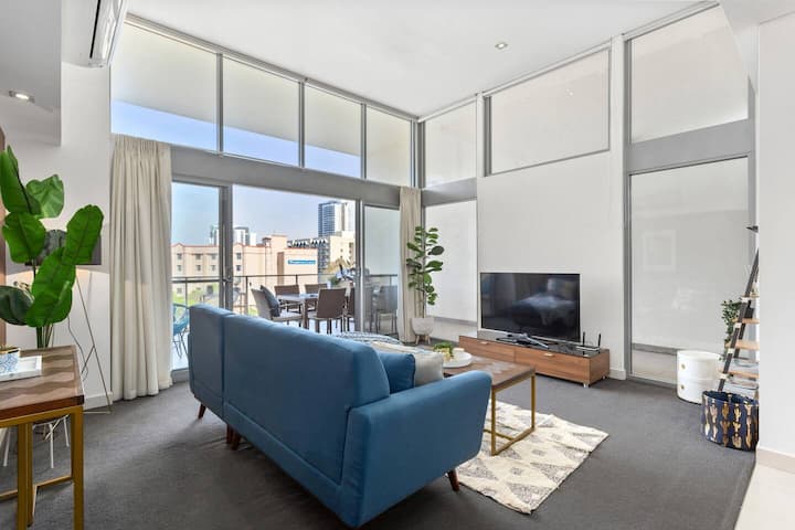 Bright 3br City Skyline Views Catbus, Waca, Optus - Optus Stadium