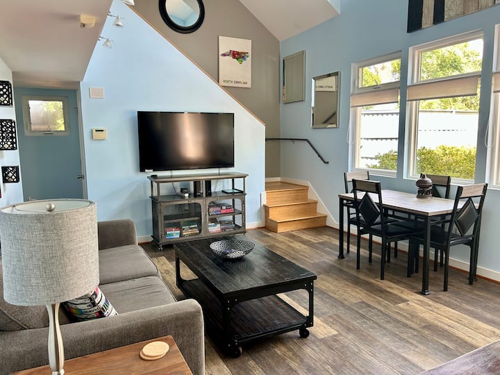 Cottage At Greenfield Lake, Airy, Natural Light - Wilmington, NC