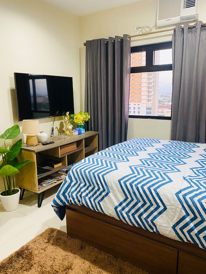 Modern Condo, Panoramic View, Great Area, 200mbps - Cebu