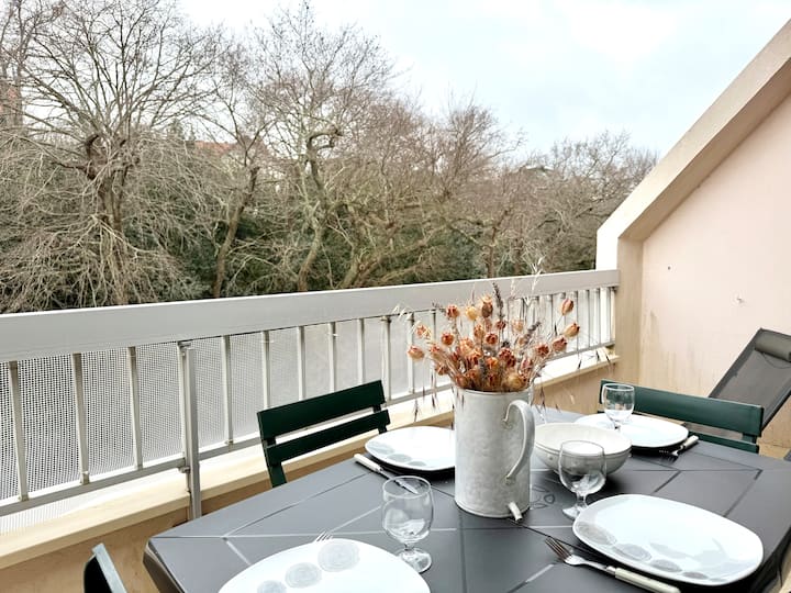 Studio Avec Terrasse Plein Sud & Parking Privé - Arcachon