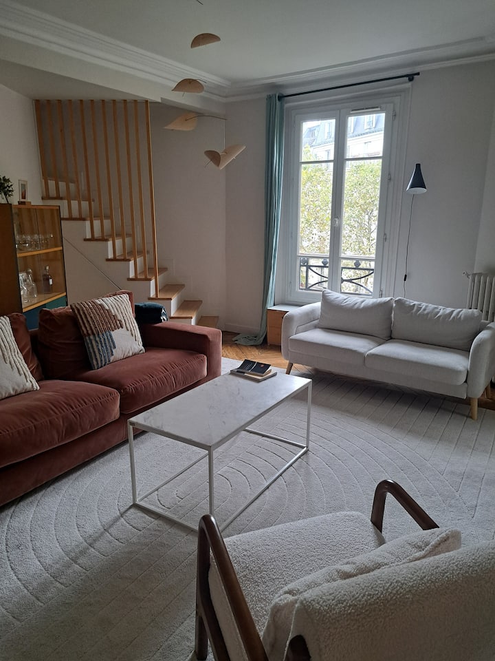 Duplex Au Pied De Montmartre - ibis budget Paris Porte de Vanves