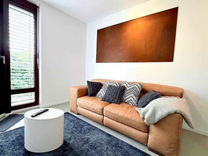 Rheinloft : Cozy Design Studio Am Rhein Mit Skyq - Koblenz