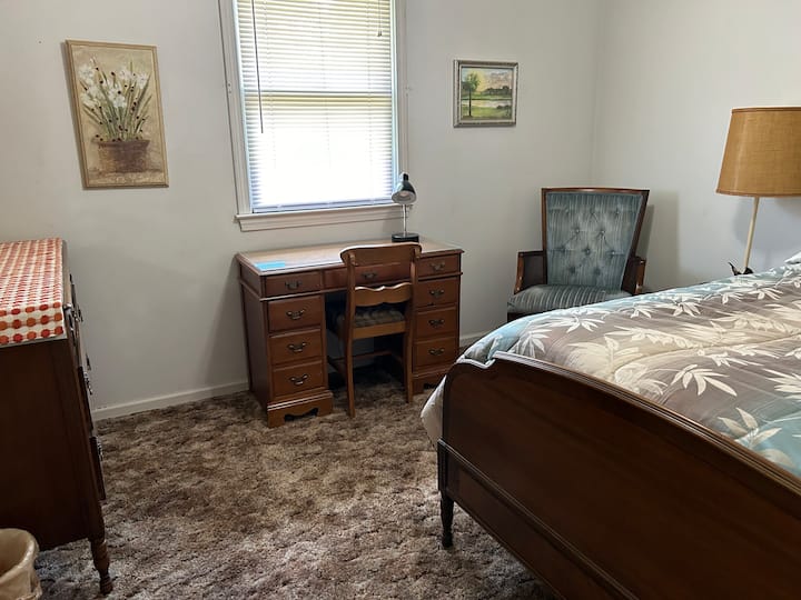 The Spare Room - Hendersonville, NC