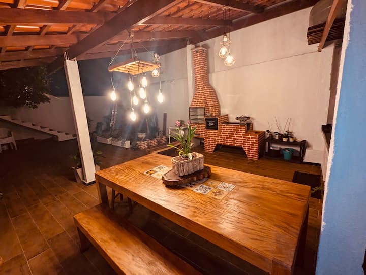Spacious House In Bh-4 Bed 2 Ba Garage Close To Dt - Belo Horizonte