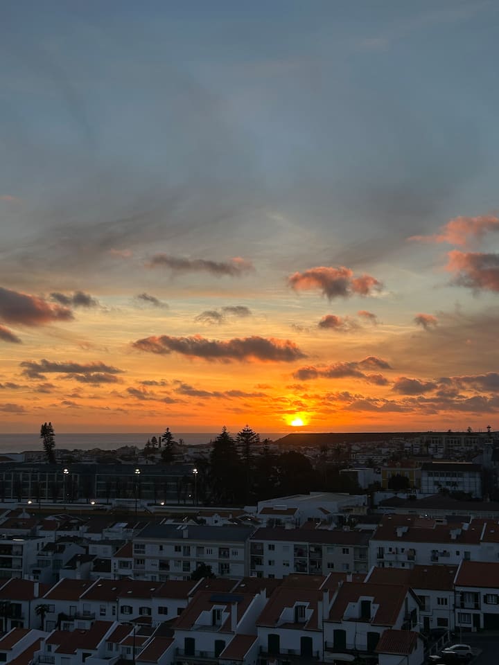 .	Azores City Sky Penthouse Apartment - Ponta Delgada