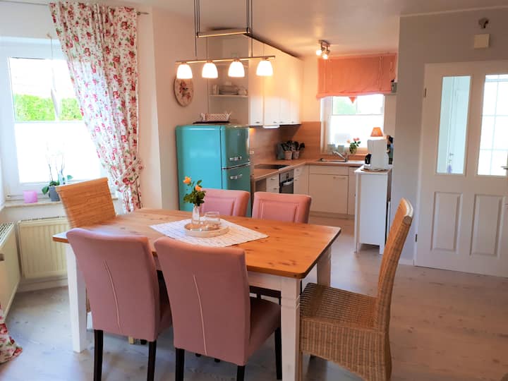 Friesenhaus Annelli, Zweites Zuhause In Greetsiel - Greetsiel