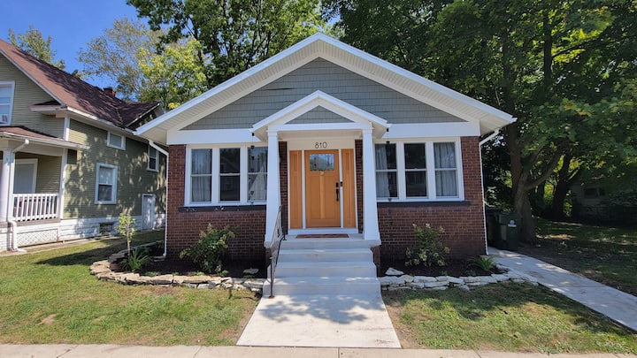 Irish Bungalow - Notre Dame, IN