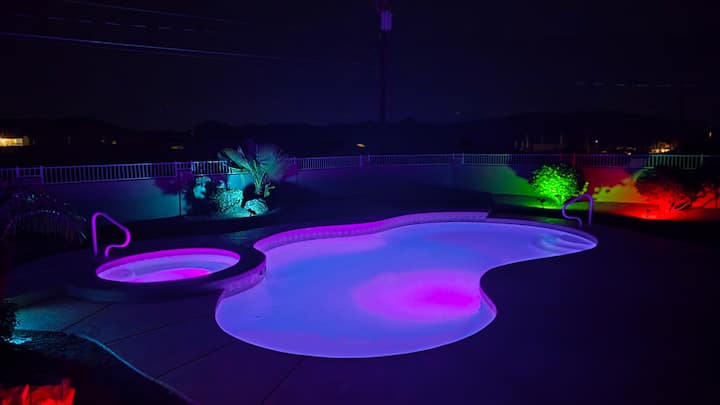 Pet Friendly Pool & Spa, Min. From Riviera Marina - Lake Havasu City