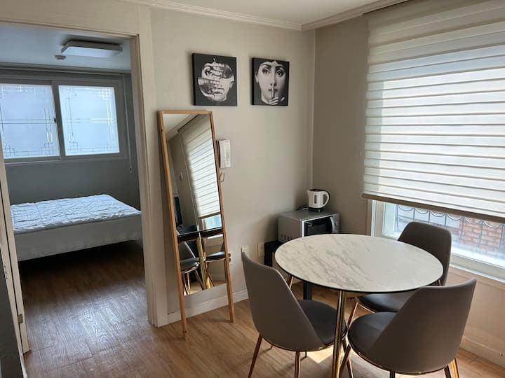[2br+beautiful Rooftop]@ Hongdae, Yeonnamdong - Seoul