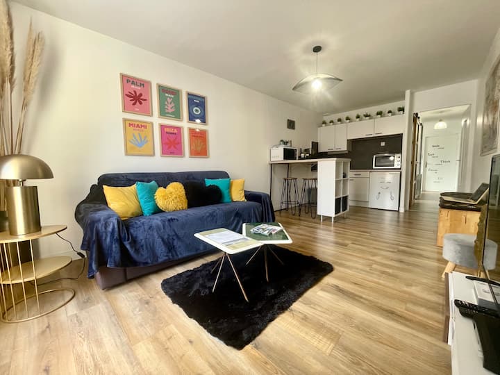 Grand Studio Rue Des Halles 100m Plage + Parking - Les Sables-d'Olonne